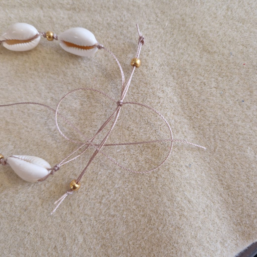 DIY kauri schelp armband - Creadream Blog