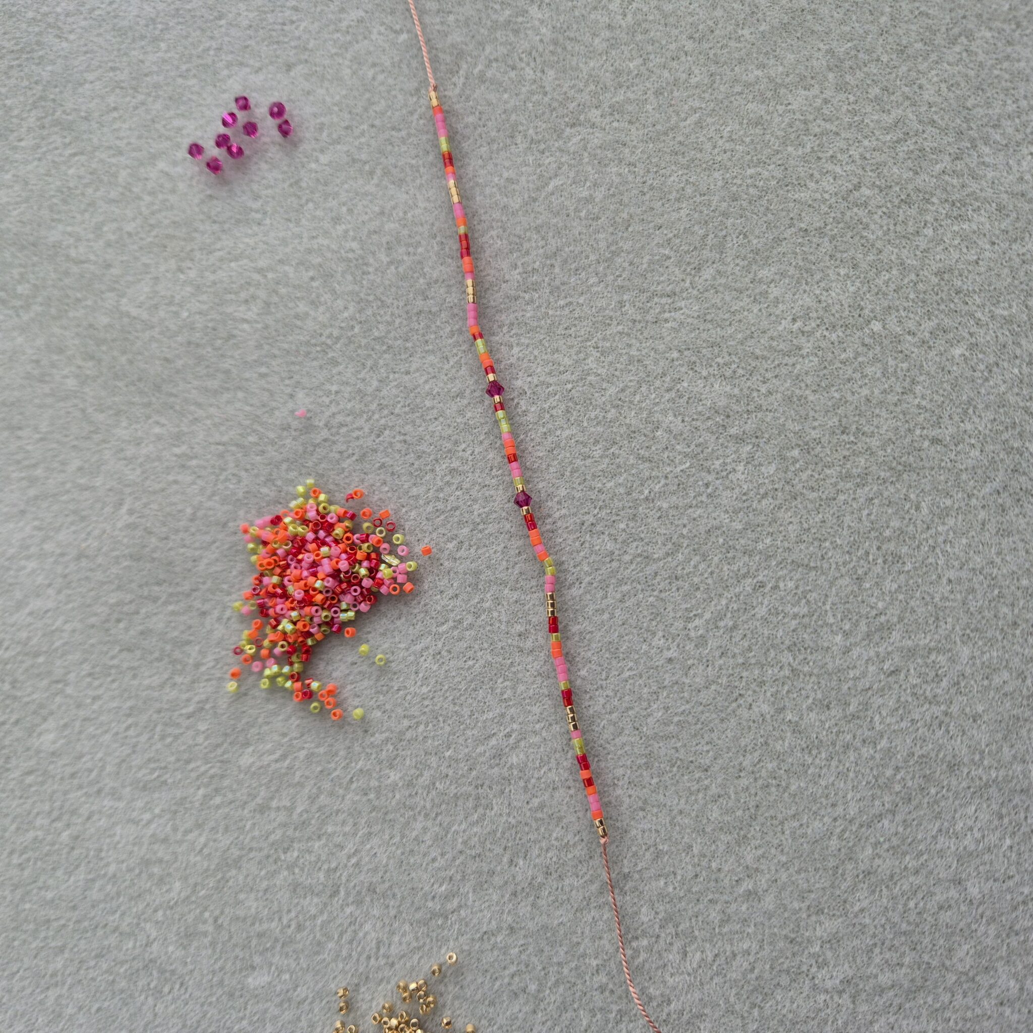 Griffin draad armbandjes rijgen met Miyuki delica 11/0 - Creadream Blog