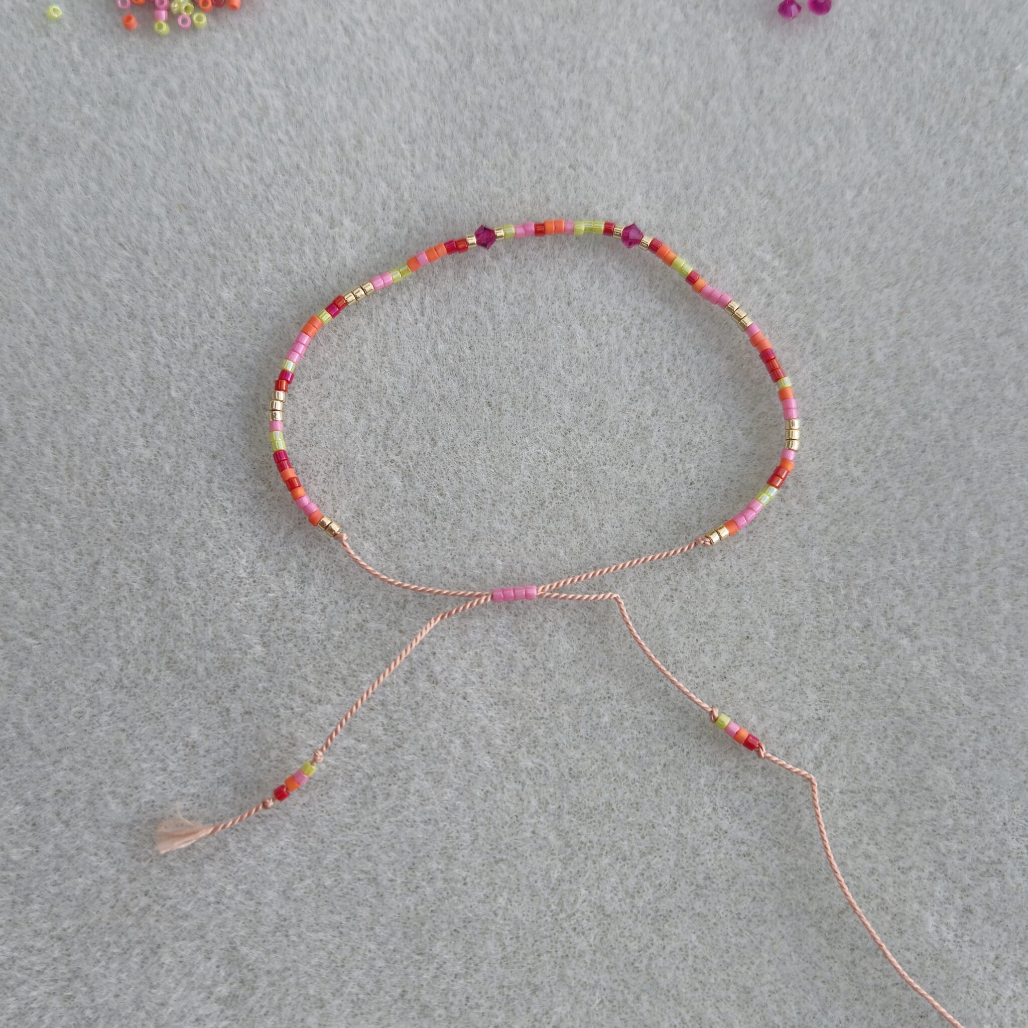 Griffin draad armbandjes rijgen met Miyuki delica 11/0 - Creadream Blog